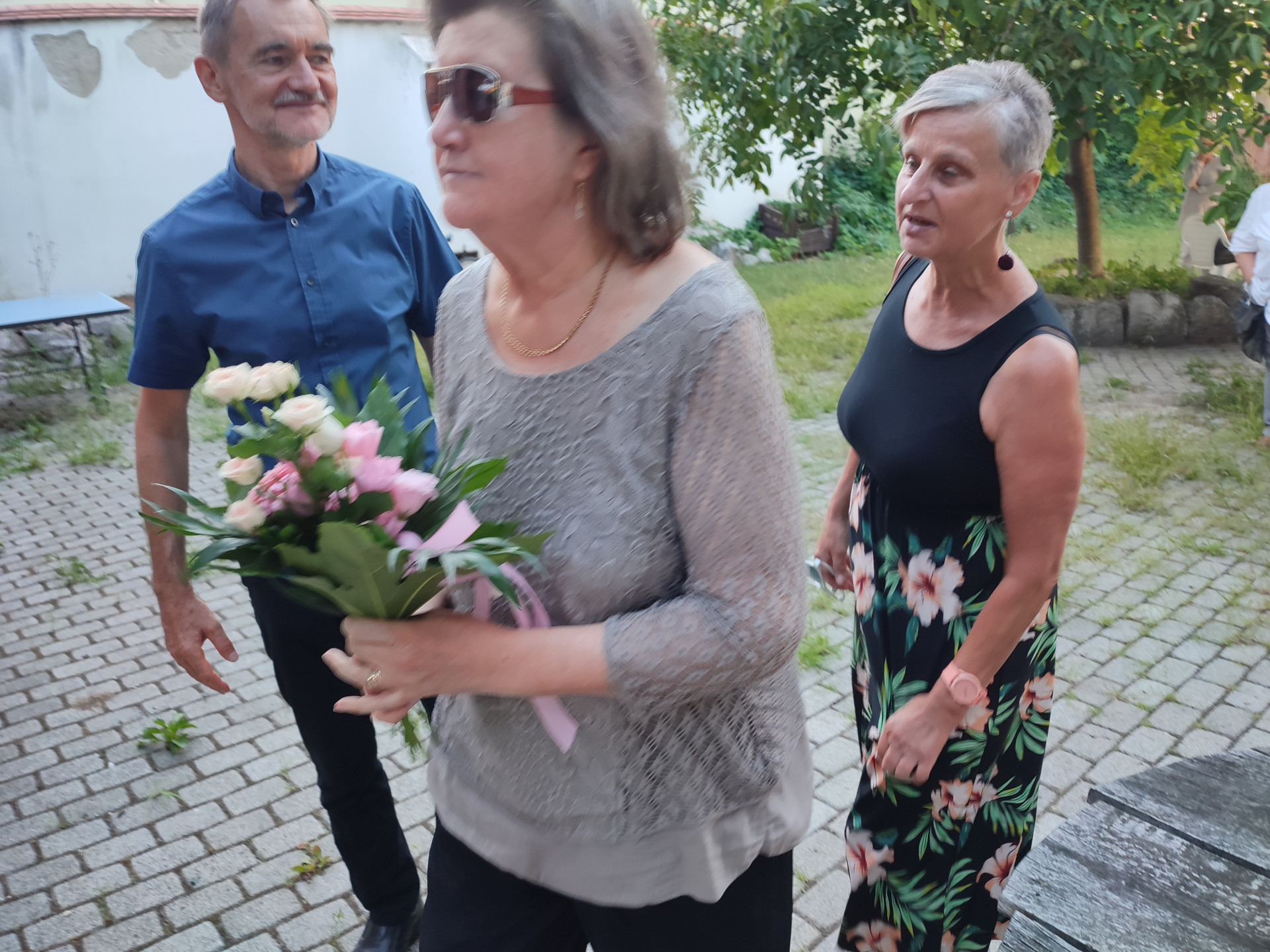 Miskolc. Múzsák Kertje. 70. születésnapján köszöntötték Csorba Piroska ...
